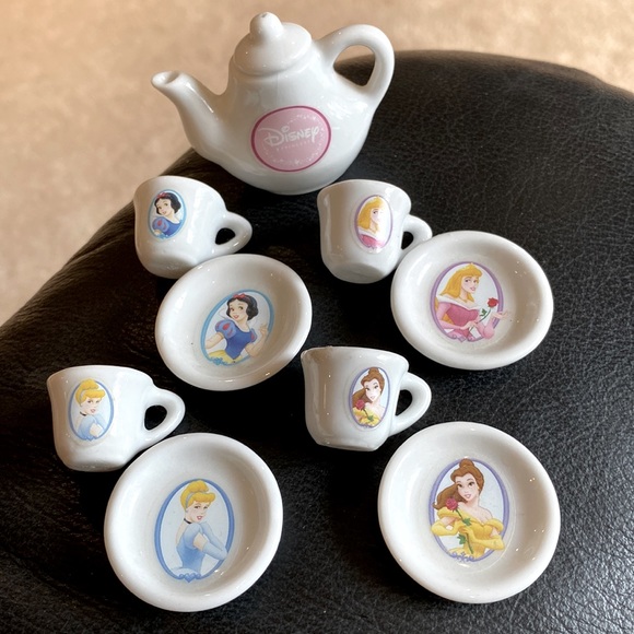 Disney | Toys | Disney Princess Miniature Ceramic Tea Set Of 4 Tea Cups ...
